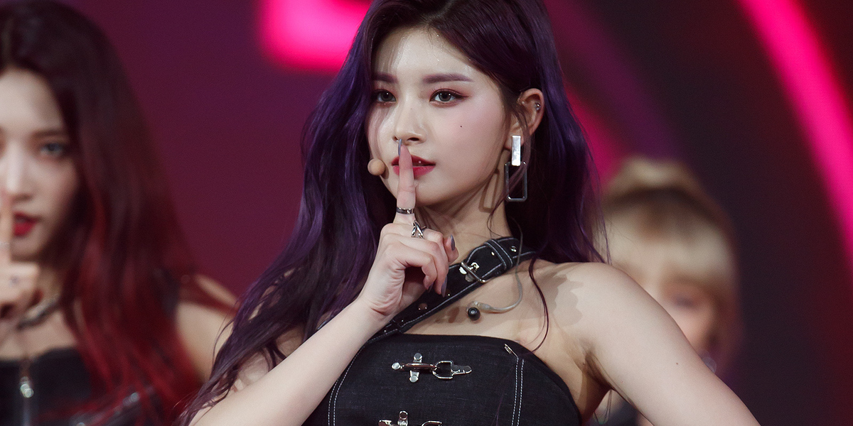 【PHOTO】EVERGLOW、10月16日（金）「KCON:TACT season 2」でステージを披露 - Kstyle