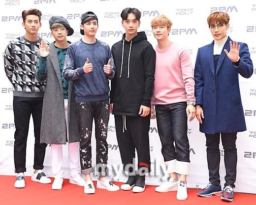 【PHOTO】2PM「TONYMOLY」のファンサイン会に出席“6人6色の魅力” - Kstyle