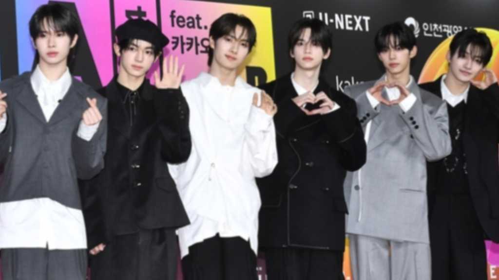 【PHOTO】TWS「MMA 2024」レッドカーペットに登場（動画あり） - Kstyle