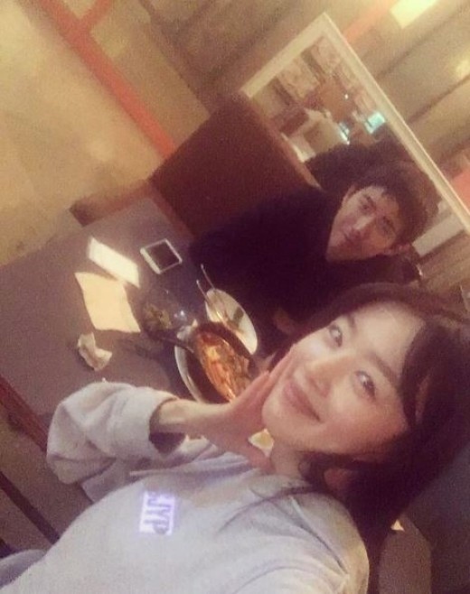 元Secret ソナ、ZE:A グァンヒの入隊を応援…過去に“仮想夫婦”として共演 - Kstyle