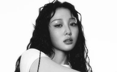 今月の少女（LOONA） イヴ、タイトル曲「Viola」MV公開…デジタルと現実世界を行き来 - Kstyle