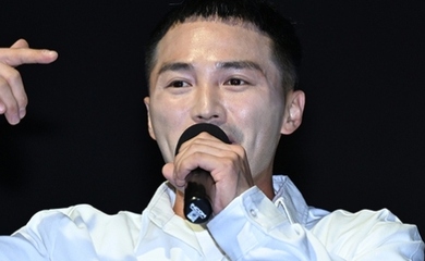 Microdot、新曲「Not A City Boy」MV公開…両親の借金騒動乗り越えカムバック - Kstyle