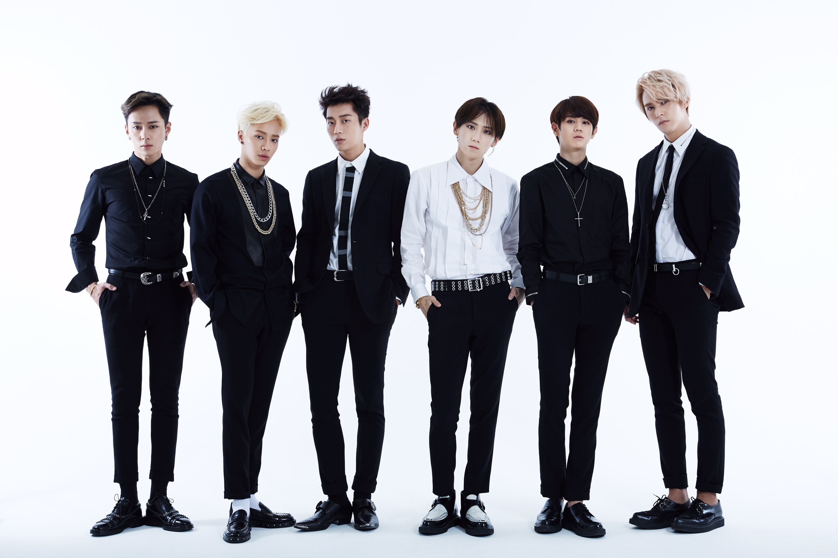 BEAST、10ヶ月連続リリースの第二弾「HANDS UP」配信開始！ - Kstyle