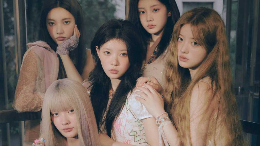 ILLIT、デビュー曲で快挙！米「2025 iHeartRadio Music Awards」3部門にノミネート - Kstyle