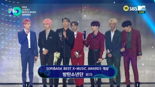 BTS（防弾少年団）「2018 SOBA」で3冠を達成！ステージで“ファン愛”炸裂…TWICE＆Wanna Oneらが本賞を受賞 - Kstyle