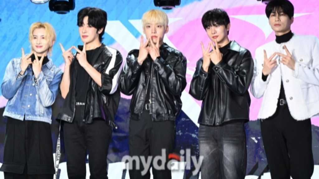 【PHOTO】VVS、3rdシングル「Nothing lasts forever」リリース記念ショーケースを開催 - Kstyle