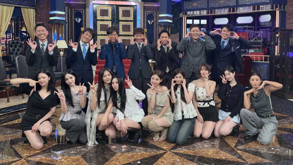 TWICE、9人全員での日本バラエティ登場は初！「しゃべくり007」メンバーとの豪華すぎる集合ショット＆動画も話題 - Kstyle