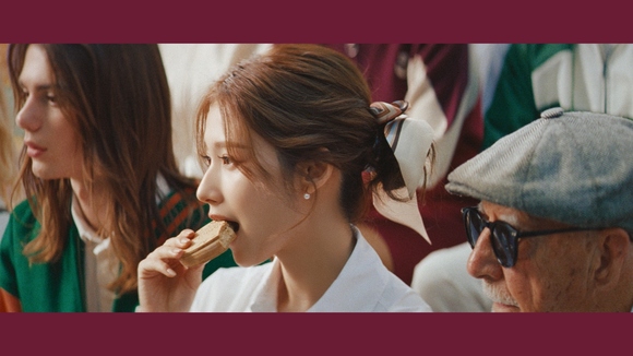 TWICE サナ「ハーゲンダッツ」新TVCMに登場！本日WEBにて先行公開…インタビュー＆メイキング映像も - Kstyle