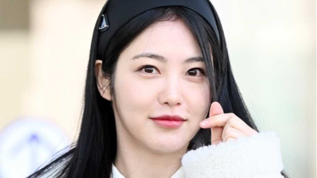 【PHOTO】シン・イェウン、グラビア撮影のため北海道へ！ - Kstyle