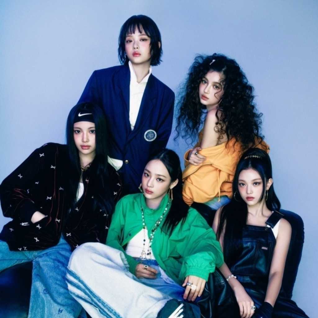 TWICE チェヨン＆モモ、あいみょんと再会！顔を寄せてセルフショット…変わらぬ親交が話題 - Kstyle