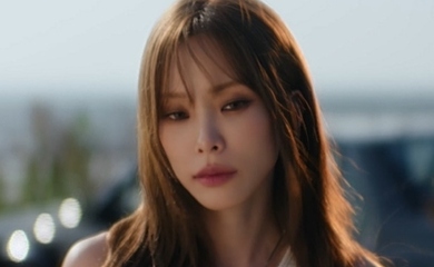 Heize、9thミニアルバム「FALLIN'」を発売“BLACKPINK ロゼに刺激を受けた” - Kstyle