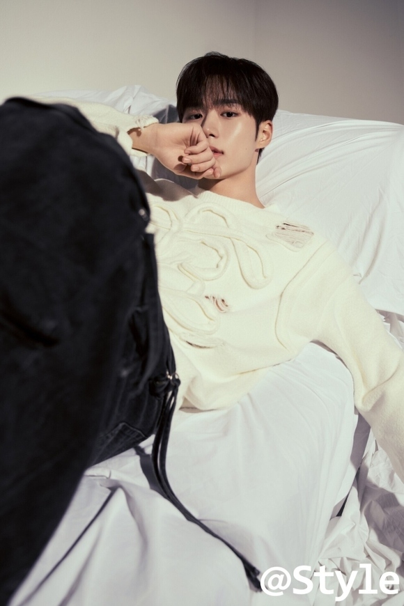 WEi、7thミニアルバム「The Feelings」を発売“カムバックのため気を引き締めて減量した” - Kstyle