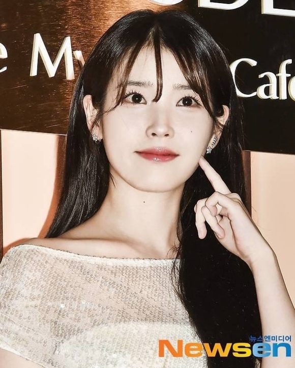 IU、盗作疑惑を提起した告発者に勝訴…裁判所が約300万円の賠償を命じる - Kstyle