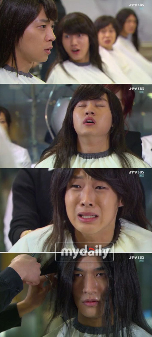 「屋根部屋のプリンス」JYJ ユチョンと腹心3人、抱腹絶倒の断髪式！？ - Kstyle