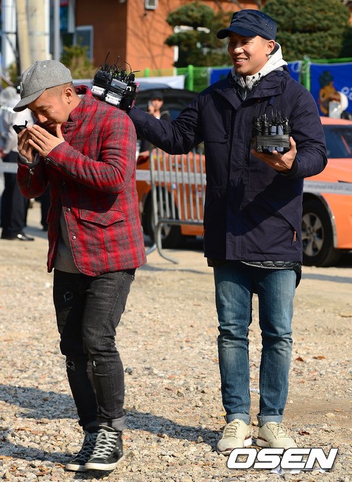 【PHOTO】Mighty Mouth サンチュ、入隊へ…SHORRY Jは“涙” - Kstyle