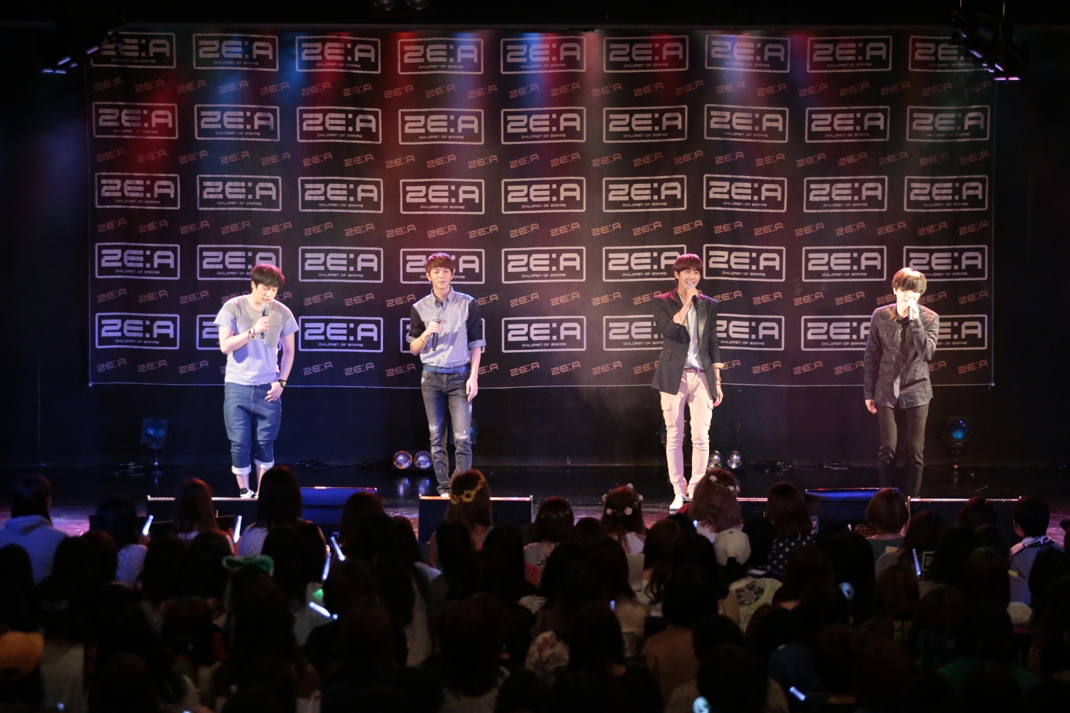 ZE:Aの限定ユニット「ZE:A 4U」ファンとの触れ合いイベントが大盛況！ - Kstyle