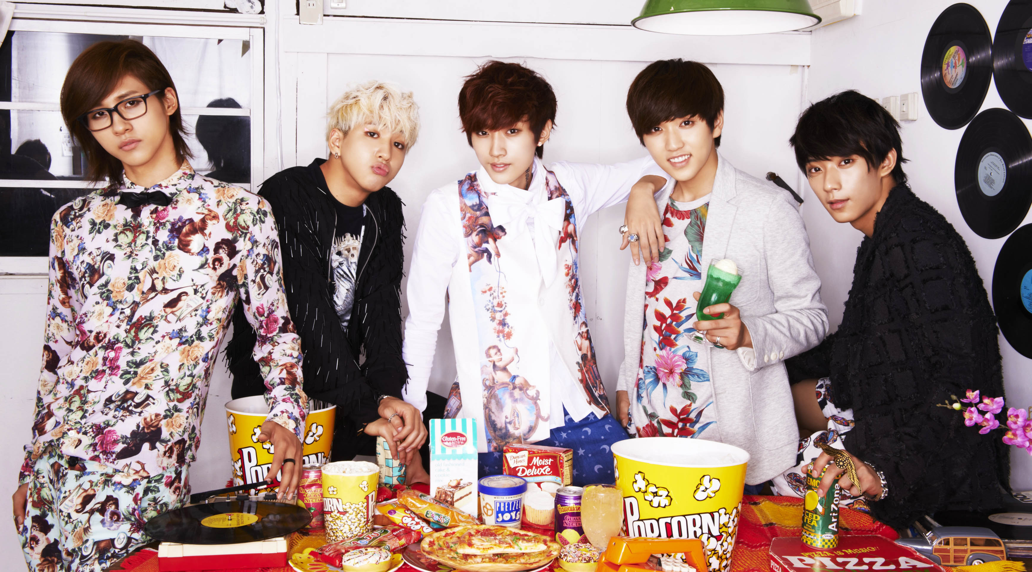 B1A4、8月に1年ぶりの日本ニューシングル「イゲ ムスン イリヤ？ ～なんで？どうして？」発売決定！ - Kstyle