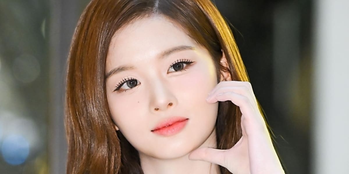 【PHOTO】NMIXX ソリュン＆イ・ジュビン、時計ブランドのイベントに出席 - Kstyle