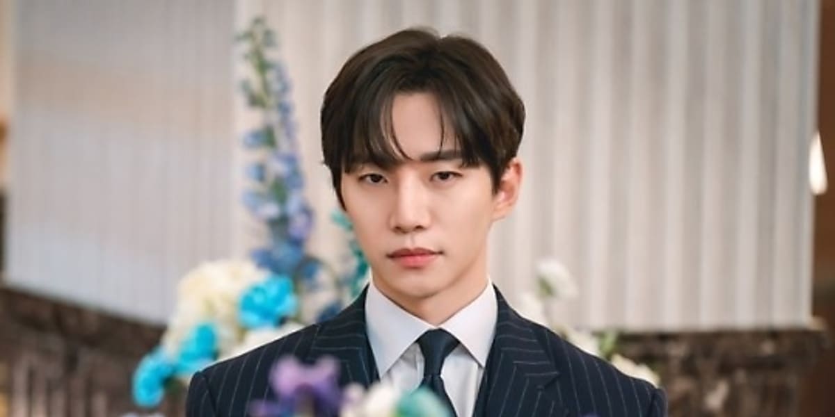 2PM ジュノ、新ドラマ「キング・ザ・ランド」スチールカットを公開…冷ややかな眼差しに注目 - Kstyle