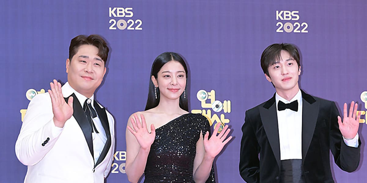 【PHOTO】ソル・イナ＆SF9 チャニ＆ムン・セユン「2022 KBS芸能大賞」レッドカーペットに登場 - Kstyle