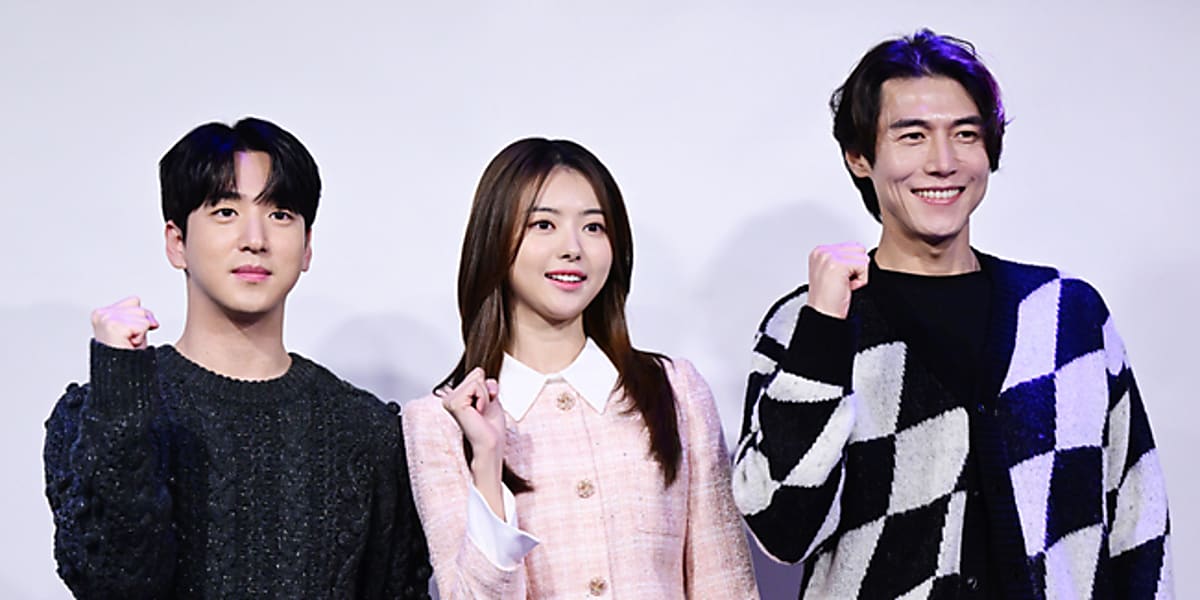 【PHOTO】B1A4 バロ＆元PRISTIN イム・ナヨン＆ソン・ジェヒら「アデレード・コリア 2023シーズン出陣式」に出席 - Kstyle