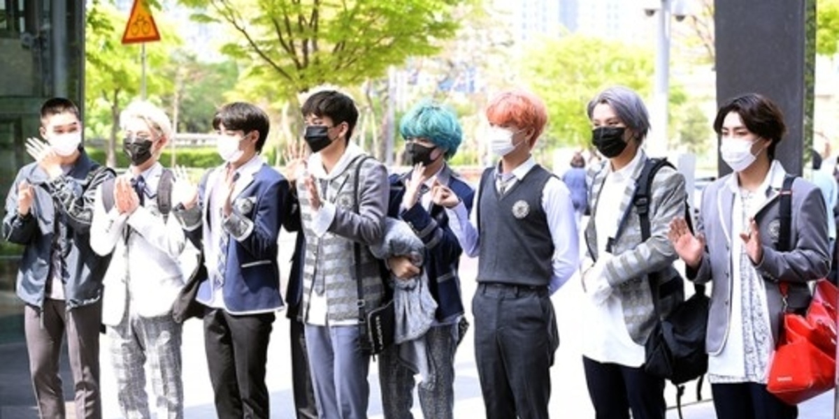 【PHOTO】T1419「THE SHOW」の収録に参加…颯爽とスタジオへ - Kstyle