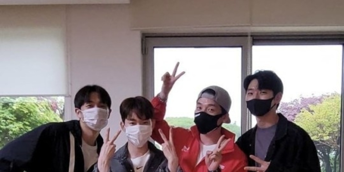 2AM、メンバー4人が集結！誕生日パーティーを開催…カムバックに期待高まる - Kstyle