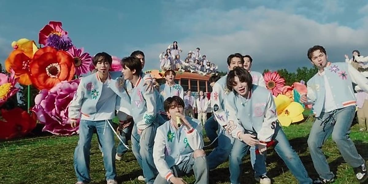 SEVENTEEN、済州で撮影した「God of Music」スペシャル映像を公開…350人のダンサーとパフォーマンス - Kstyle