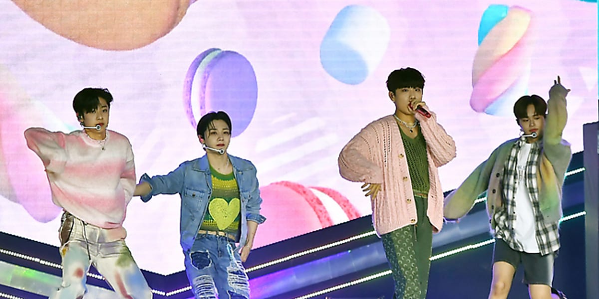 【PHOTO】AB6IX、EPEX、YOUNITE「2022 Global Entertainment Expo」に登場！力強いパフォーマンス - Kstyle