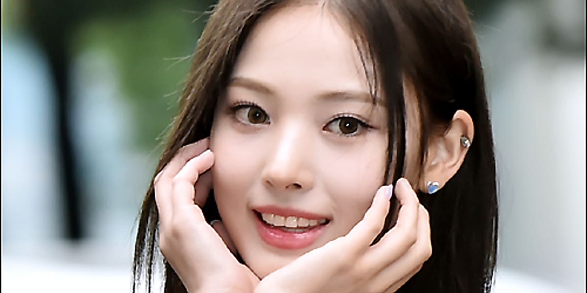 元NMIXX ジニ、YG傘下のTHE BLACK LABELと専属契約？噂にコメント - Kstyle