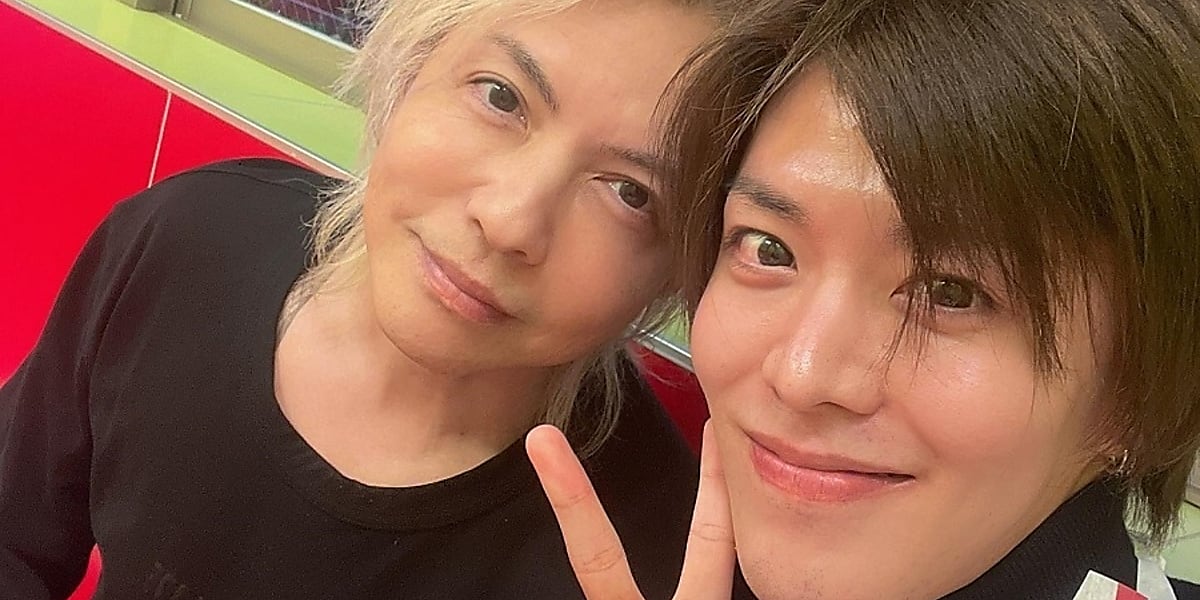 NCT ユウタ、HYDEとデート中？仲睦まじい密着ショットを公開「My big brother」 - Kstyle