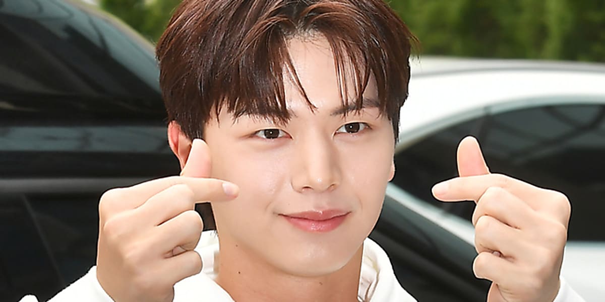 【PHOTO】BTOB ソンジェ＆SEVENTEEN ホシ＆aespaのKARINAら「シンクロユー」収録のため放送局へ（動画あり） - Kstyle