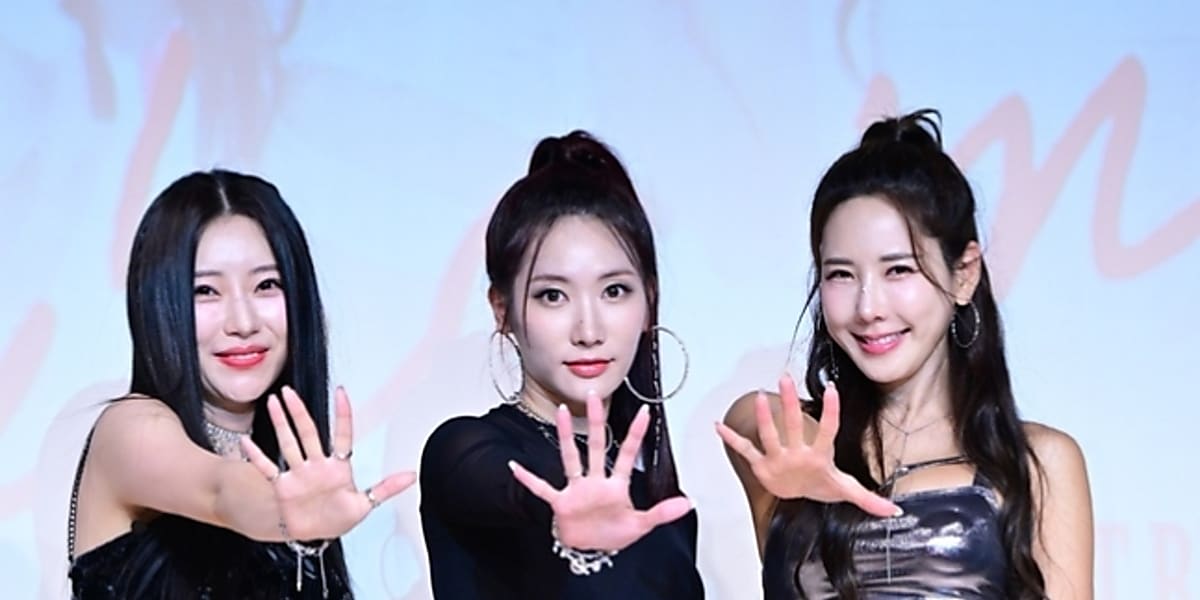 【PHOTO】“韓国の第1世代グループ”CLEO、デジタルシングル「You're Mine」発売記念ショーケースを開催 - Kstyle