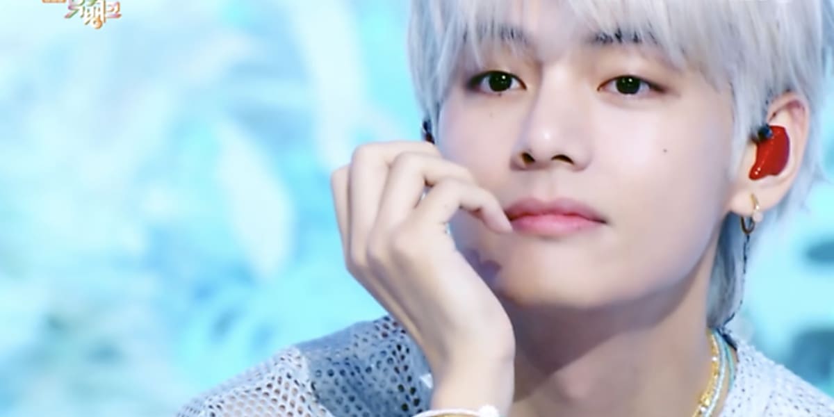 BTSのV「ミュージックバンク」で1位を獲得！「STREET WOMAN FIGHTER 2」で話題のバダとコラボステージ披露 - Kstyle