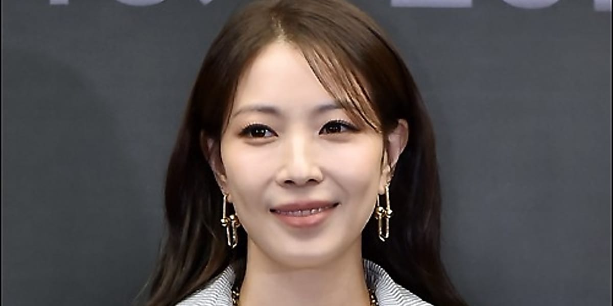 BoA、炎上系YouTuberと悪質なネットユーザーを告訴…SMがコメント「とても辛い時間を過ごしている」 - Kstyle