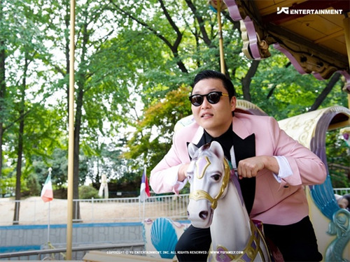 PSY、F1決勝戦で特別コンサートを開催！ - Kstyle