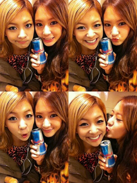 f(x) クリスタル、唇を突き出してルナにキス - Kstyle