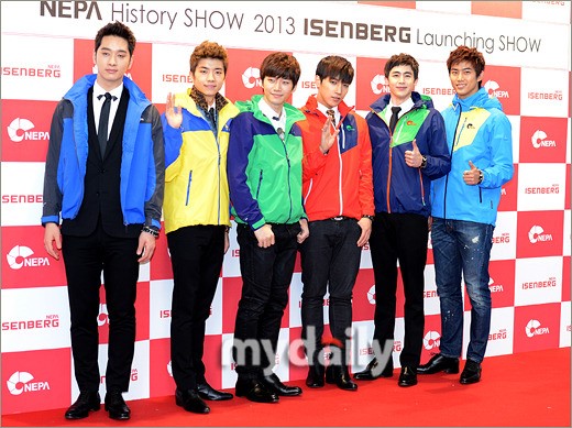 【PHOTO】2PM、ファッションブランド「NEPA」のイベントに登場“アウトドアスタイルも着こなす” - Kstyle