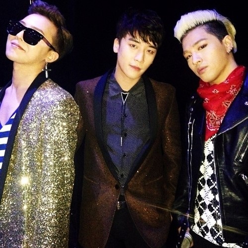 BIGBANGのG-DRAGON＆V.I＆SOL、グラビアのような3人の男 - Kstyle