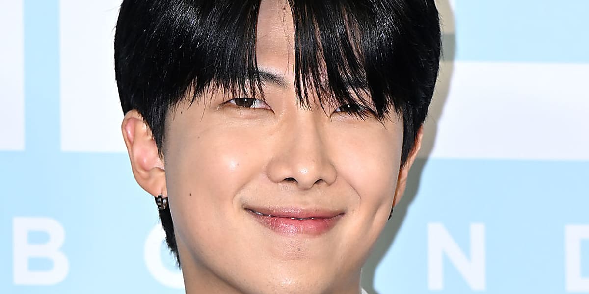 BTSのRM、上半身裸で運動中…引き締まった筋肉をアピール - Kstyle
