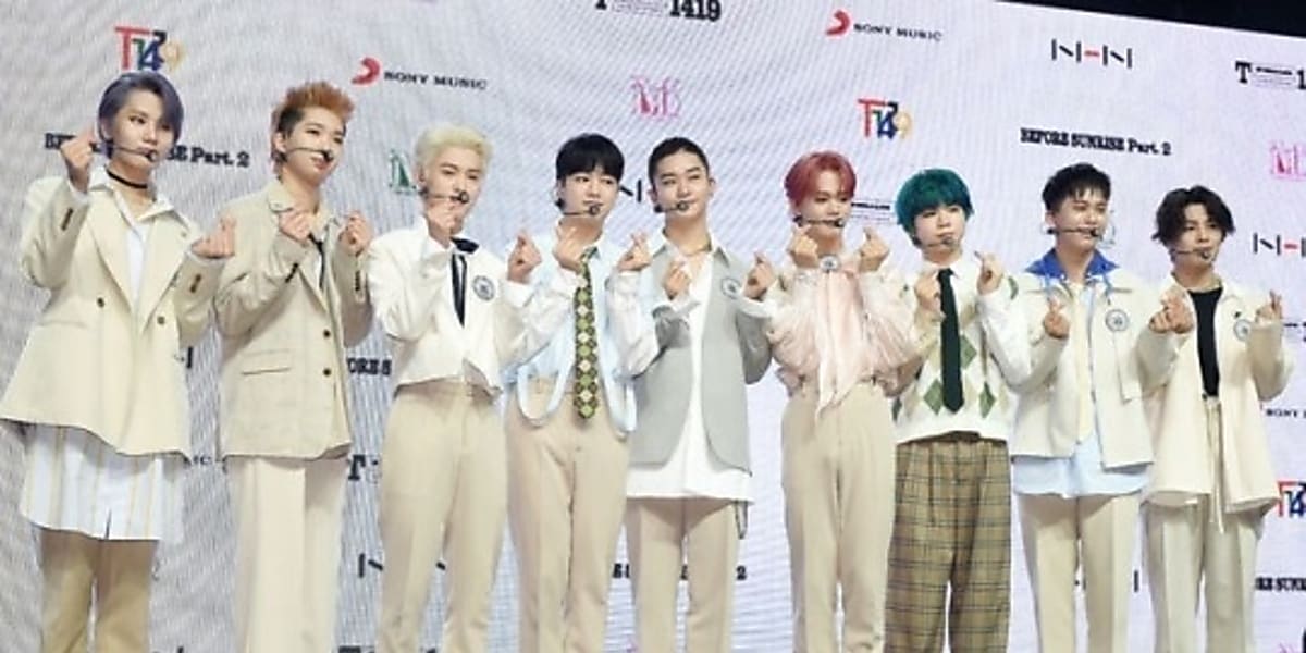 T1419、カムバックショーケース中に火災…ライブ配信が突然終了する事態に「負傷者はいない」 - Kstyle