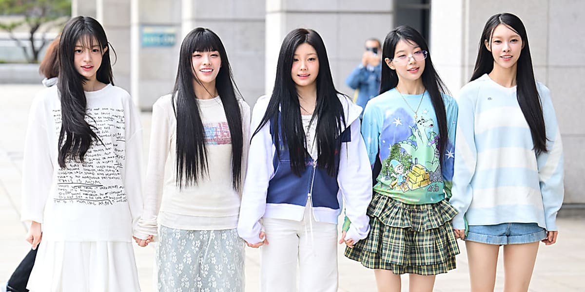 【PHOTO】ILLIT、ラジオ出演のため放送局へ…手を繋いで挨拶 - Kstyle