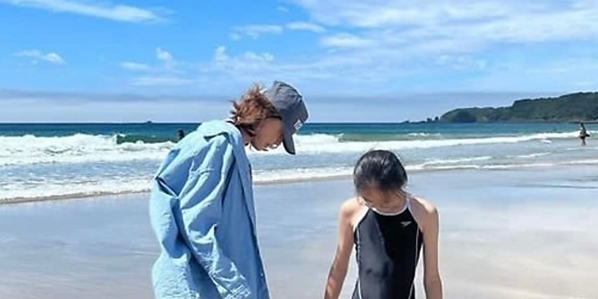 SHIHO＆娘サランちゃん、夏休みを満喫中！抜群のスタイルに驚き - Kstyle