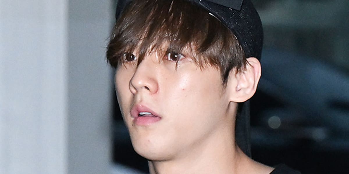 【PHOTO】BTOB ミンヒョク、海外スケジュールのためフィリピンへ出国…ラフなファッション - Kstyle