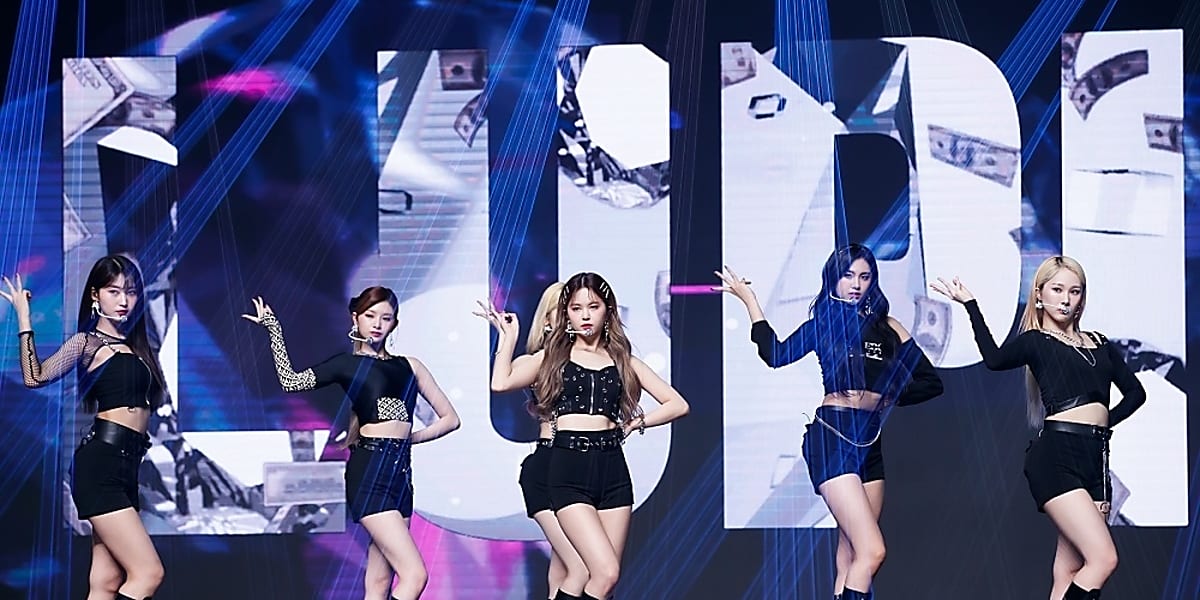 【PHOTO】EVERGLOW、3月26日（金）「KCON:TACT 3」でステージを披露 - Kstyle