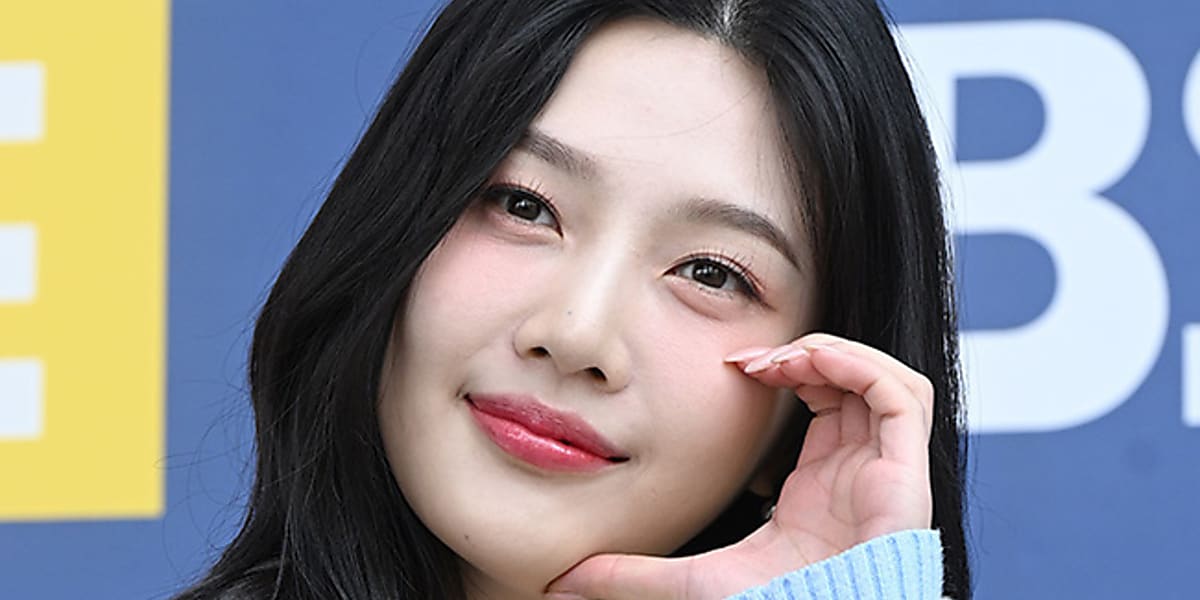 【PHOTO】Red Velvet ジョイ、バラエティ番組「動物農場」の収録に参加…爽やかな笑顔（動画あり） - Kstyle