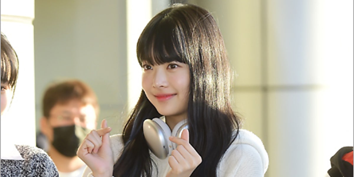 元HKT48 村重杏奈、LE SSERAFIM ホン・ウンチェの大ファン？投稿が話題「日本に来るのでゴミ3個は拾って」 - Kstyle