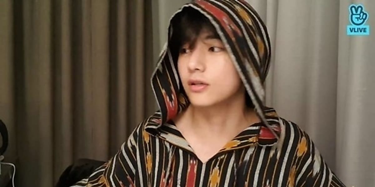 BTS（防弾少年団）のV、コンサート後にすっぴんで生配信！ジョングクも驚きのビジュアル（動画あり） - Kstyle