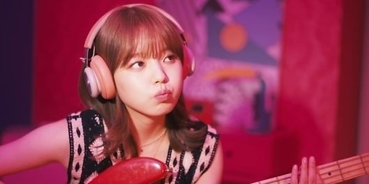 Rothy、新曲「Changed Number」MV公開…別れた恋人に伝える痛快なメッセージ - Kstyle