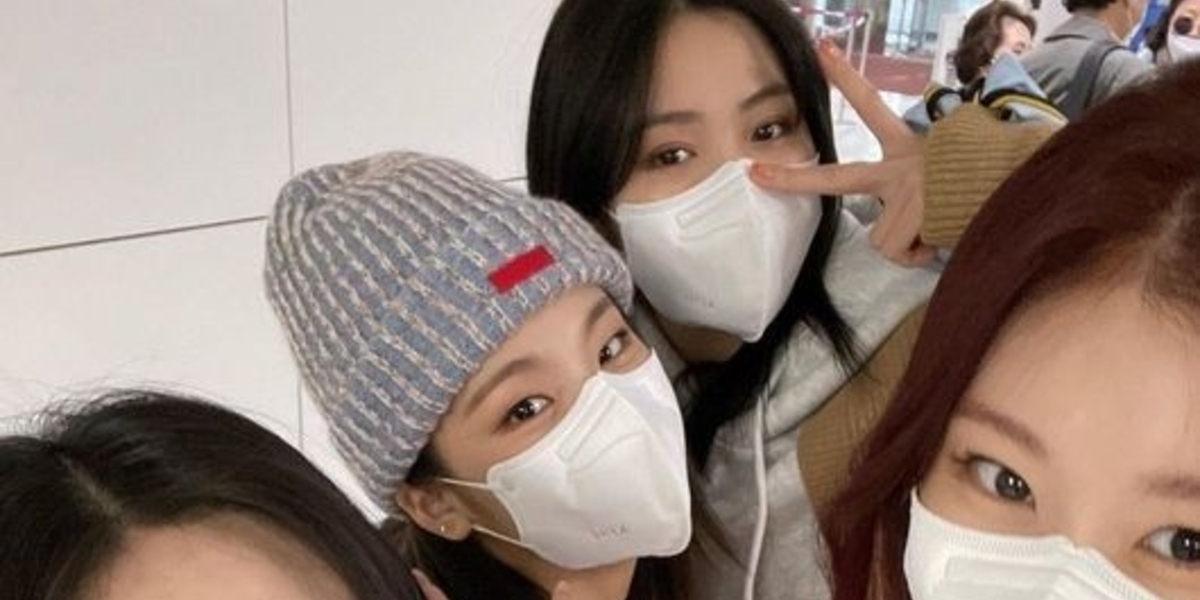 ITZY、デビュー3周年！ラブリーな雰囲気の集合ショットを続々公開 - Kstyle